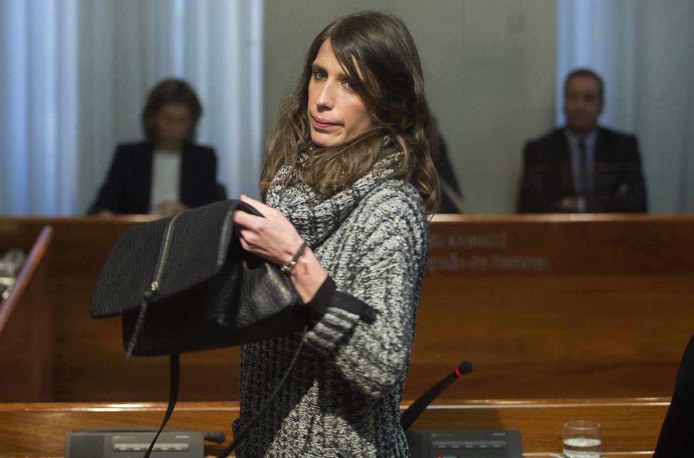 El juez reconoce como improcedente el despido de la hija de Postigo ...