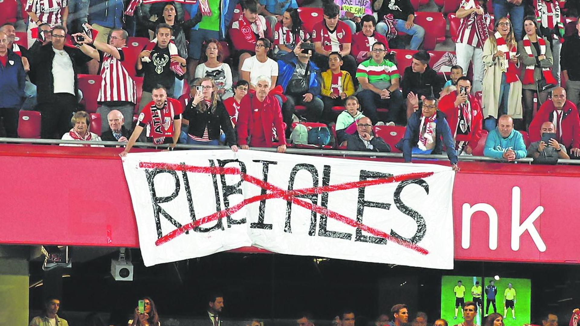 Jon Rivas: Infantino con Rubiales como Indiana Jones en la búsqueda del ...