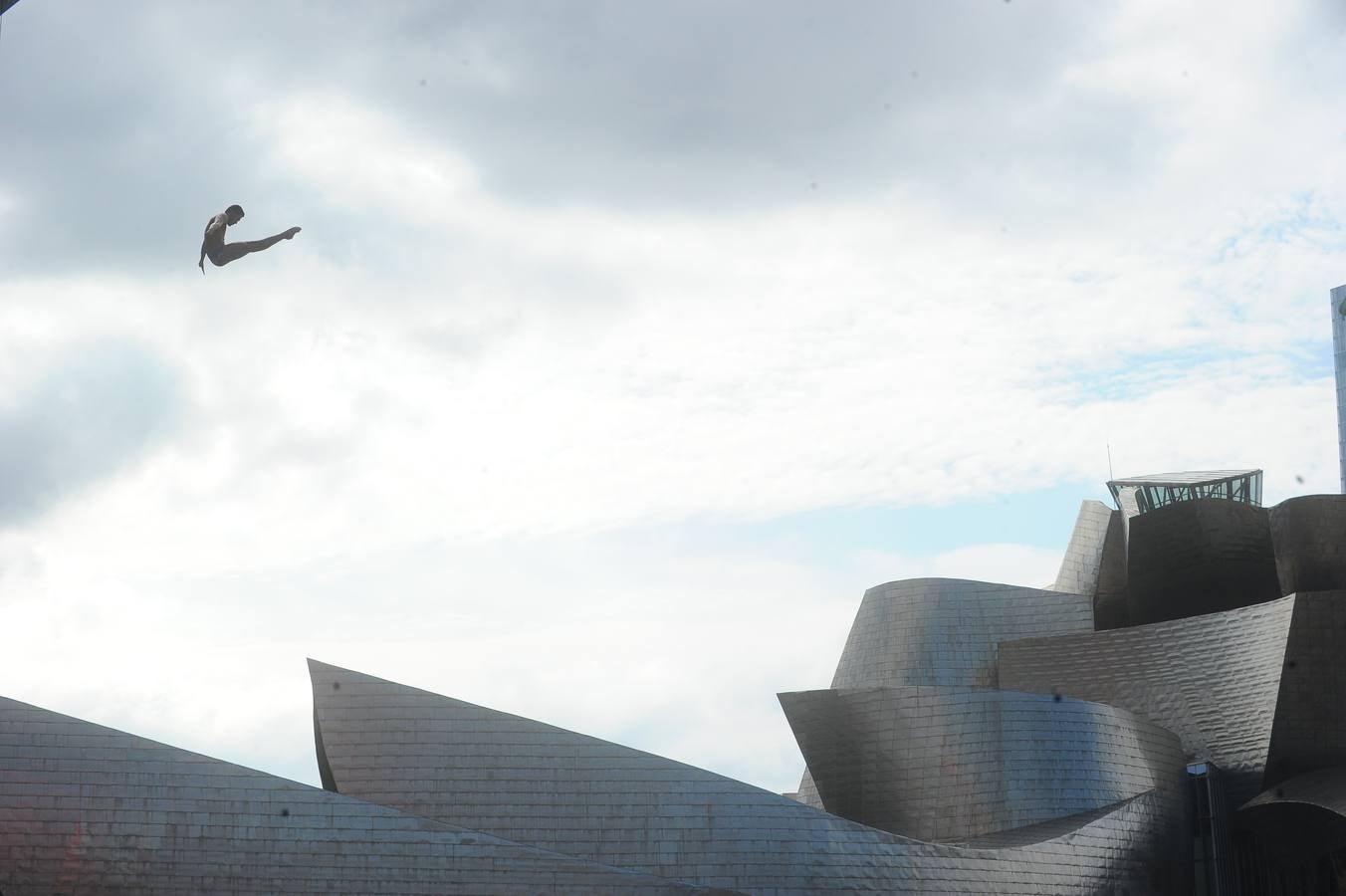 Lobue se corona en un Bilbao entregado | El Correo