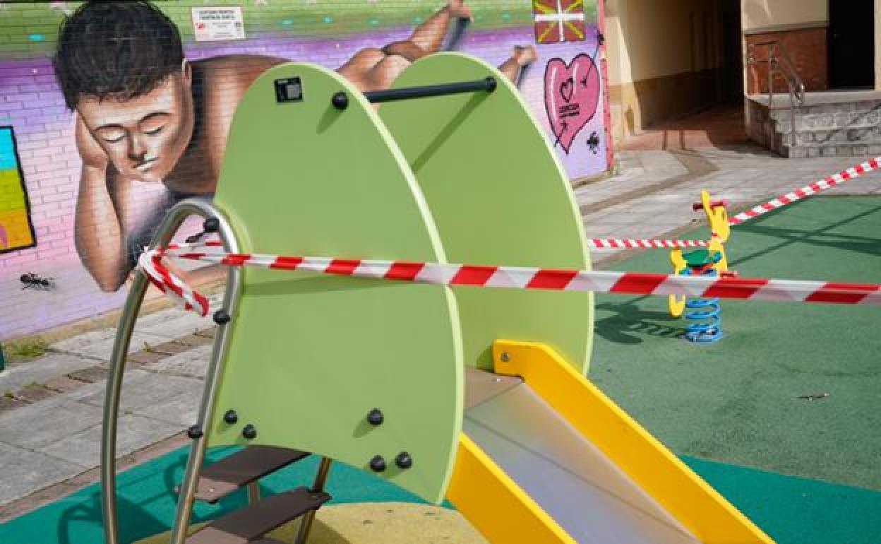 Vuelven los columpios para los niños | El Correo