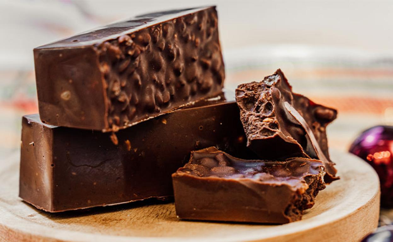 OCU | Los mejores turrones de chocolate y los 'falsos' que se venden en ...