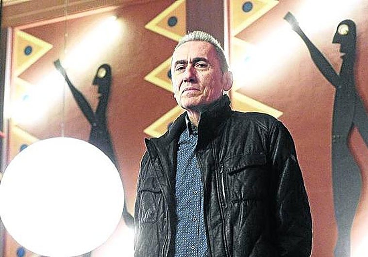 Jabier Muguruzak 'Txitxarroa eta atuna' diskoa argitaratu du | El Correo