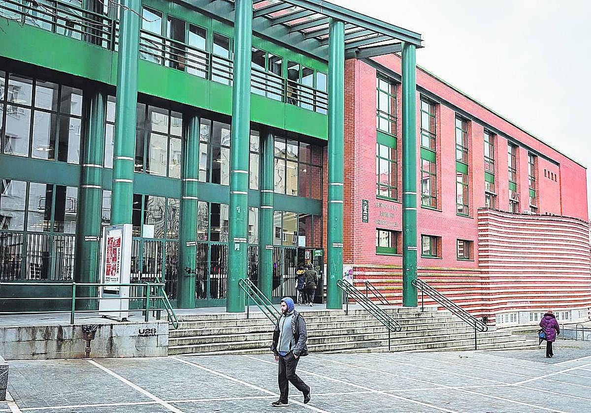 El Ayuntamiento de Vitoria busca un local para trasladar el Bizan de ...