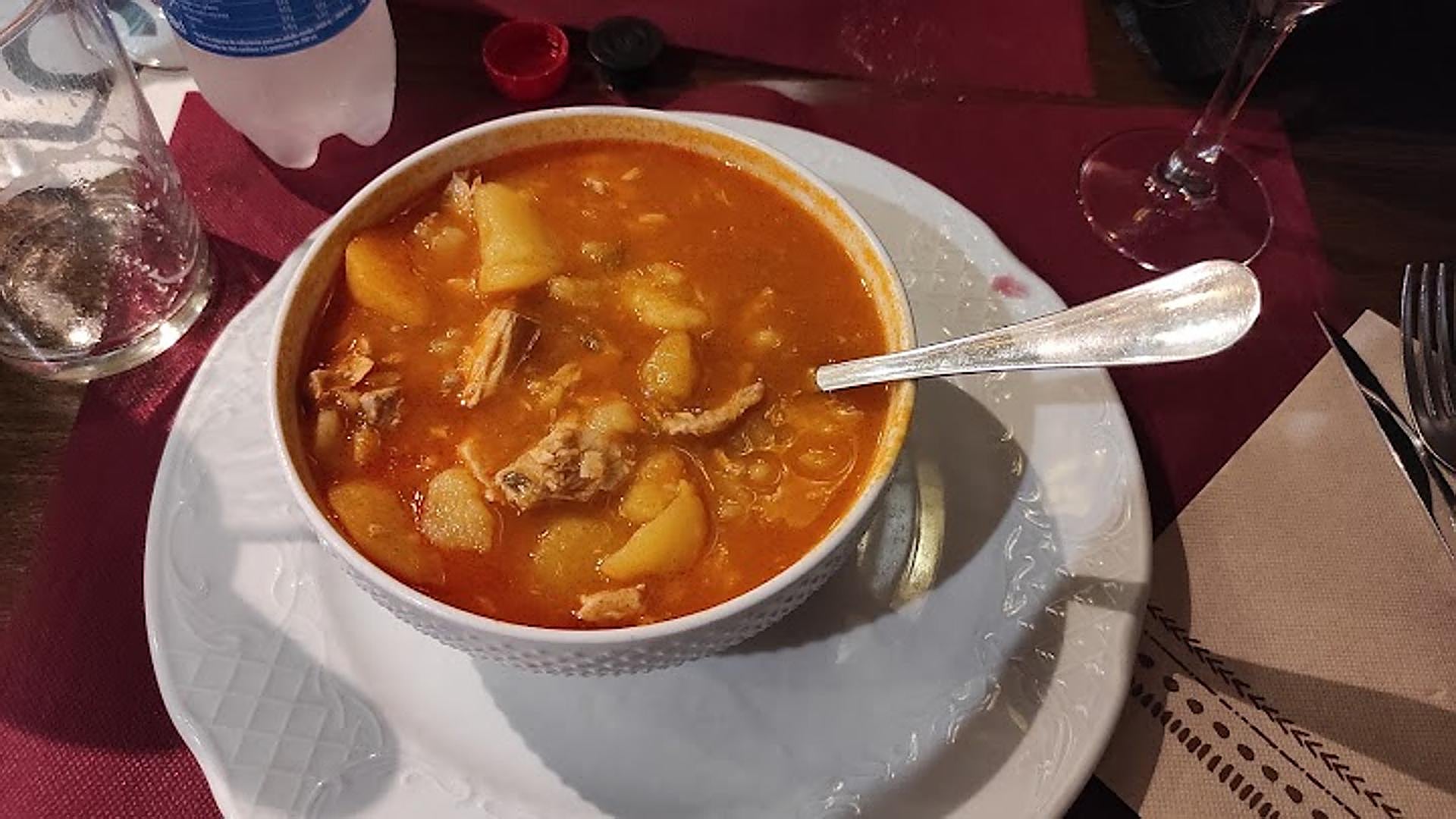 Restaurante Akelarre (Bermeo): Marmitako, ijada de bonito y pescados ...