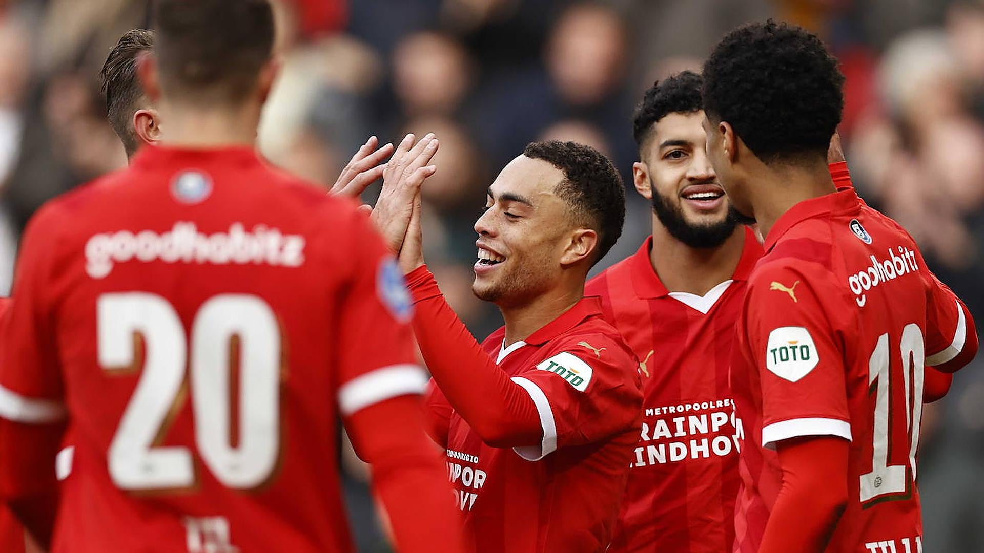 El PSV, el equipo más en forma de Europa: doce victorias en doce ...