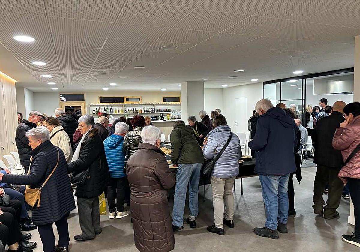 Berriz inaugura el nuevo centro de personas mayores | El Correo