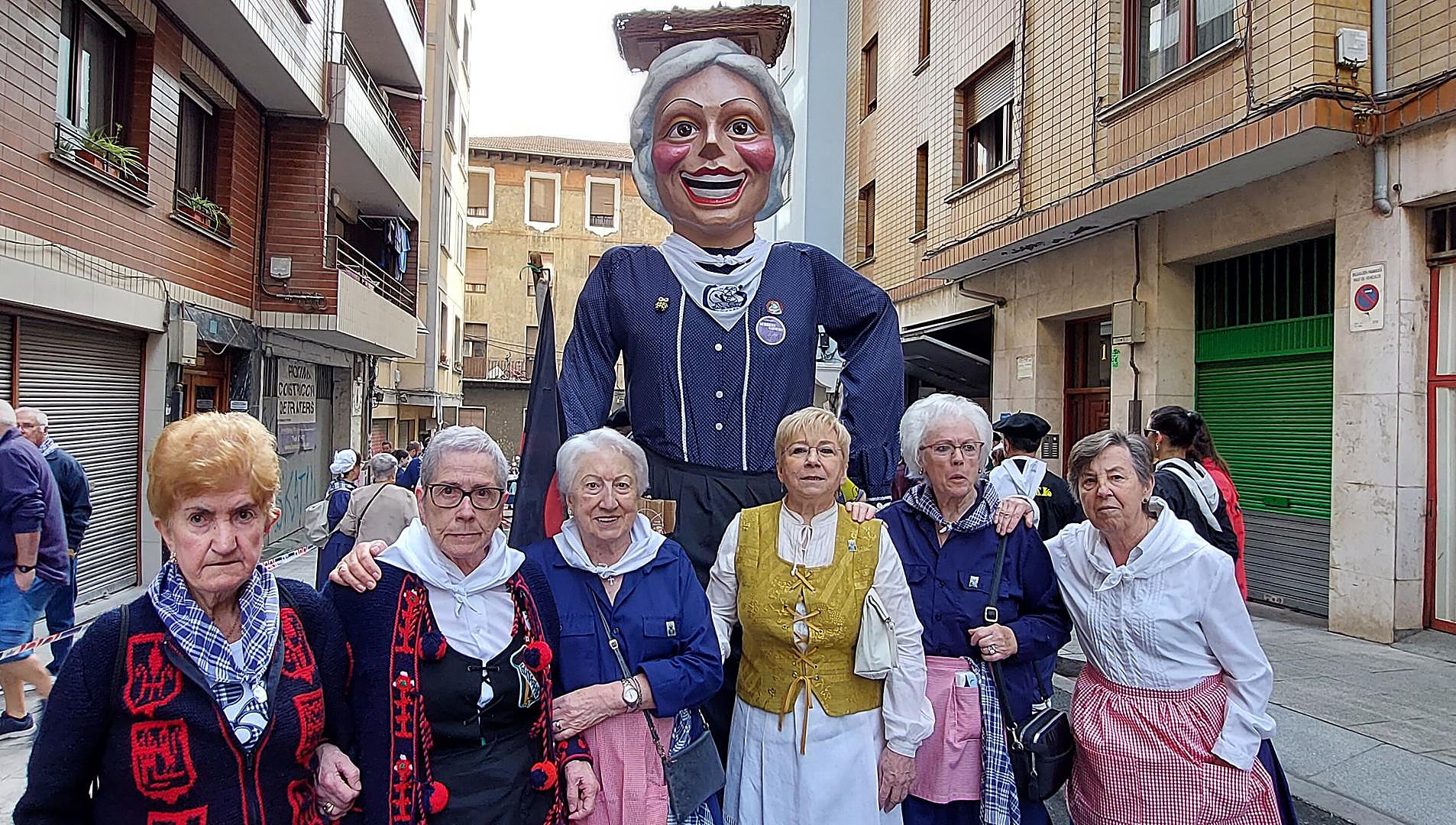 La cuadrilla Ogeta Bat será la encargada de recuperar la Eskarabillera ...