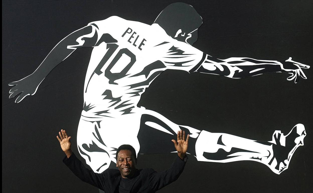 Que echen a ese defensa, que lo echen. Pero ¿qué hace el árbitro? ¿No ...