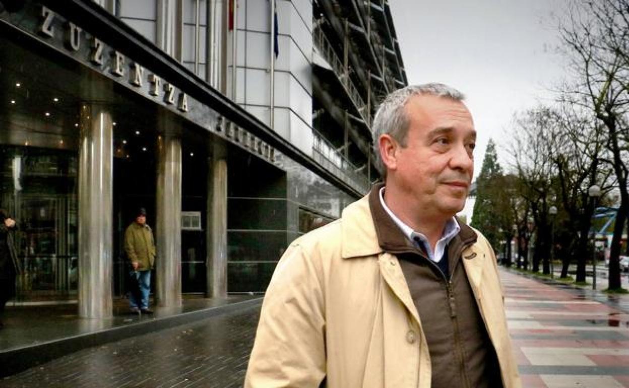 Sánchez Robles, la sonrisa que se apagó en el juicio | El Correo