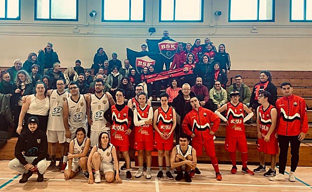 Basauri presume de sus 'Campeones' | El Correo