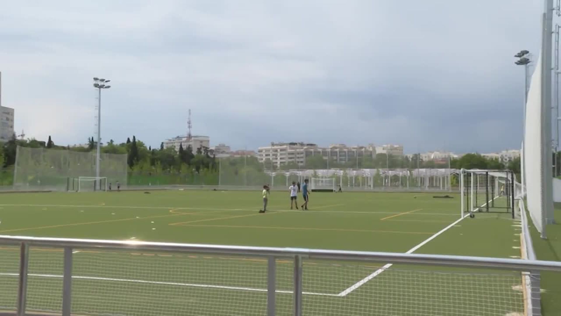 Reabre el Parque de Santander (Madrid) con más de 1.000 nuevos árboles ...