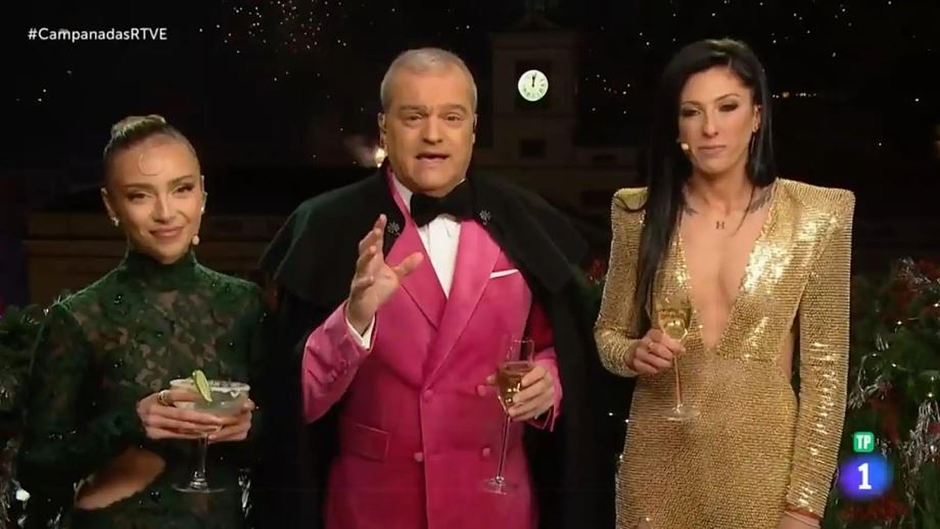 Campanadas 2024: El sorprendente look de Ramón García en su vuelta de ...