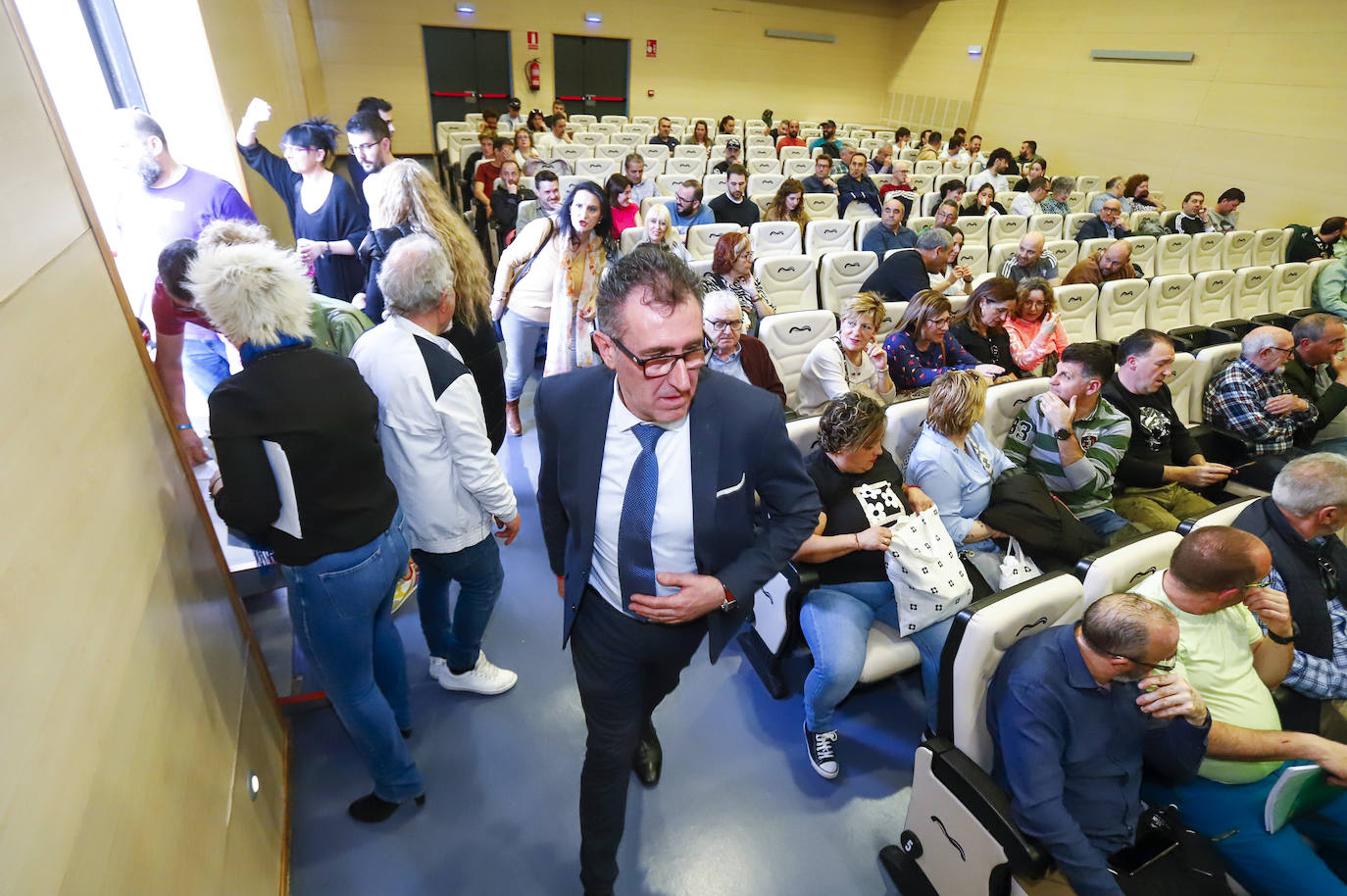 En Miranda, la Cofradía de San Juan dimite: «Nos sobran razones y se ... En Miranda, la Cofradía de San Juan dimite: «Nos sobran razones y se ...