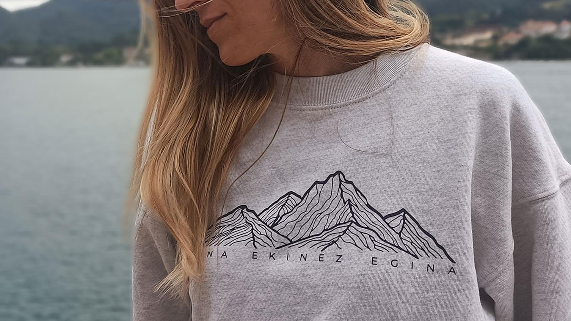 Una pareja vasca triunfa con su marca de ropa inspirada en Euskadi | El ...