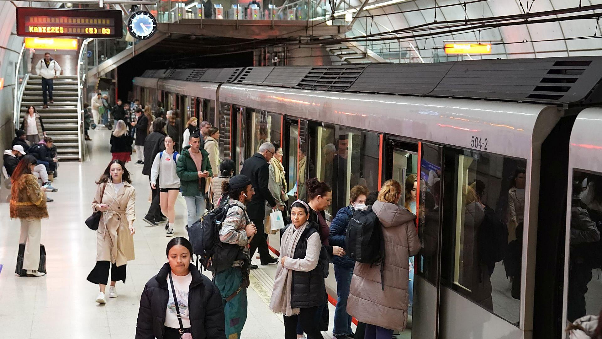 El metro culmina la instalación de wifi gratis en todas las estaciones ...