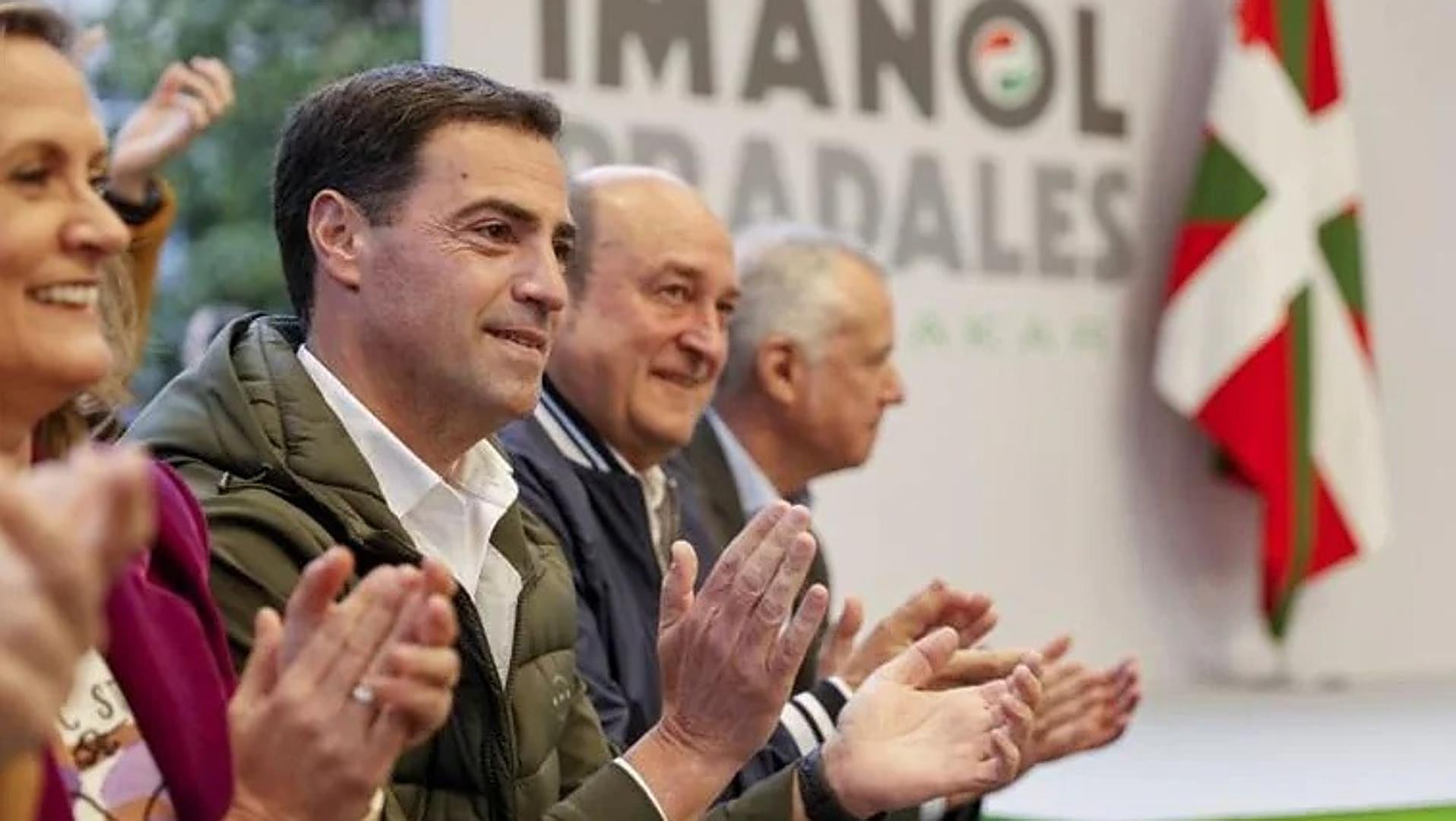Alberto Ayala: ¡Empiecen la legislatura de una vez! | El Correo