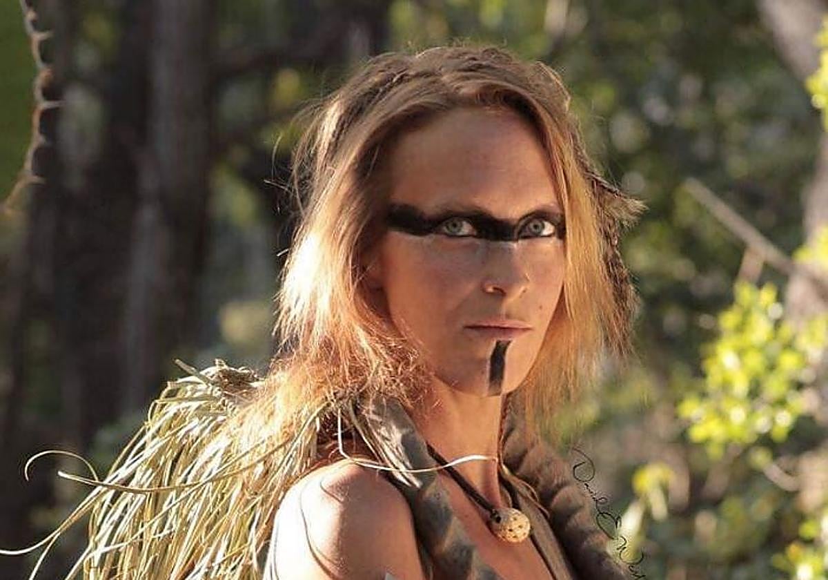 Muere Sarah Danser, protagonista de 'Aventura en pelotas', a los 34 ...