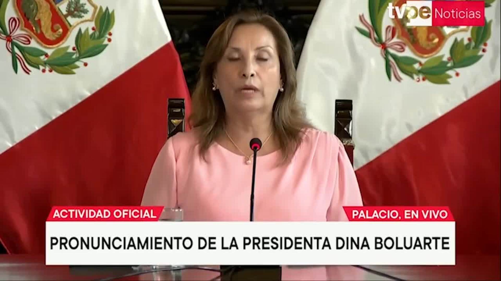 Boluarte dice que los Rolex por los que es investigada fueron "un ...
