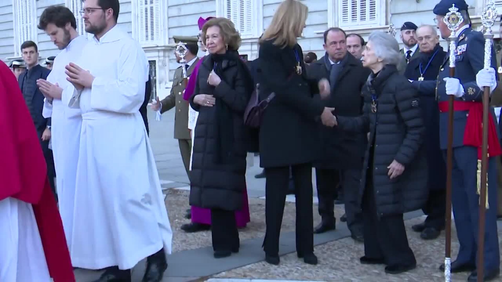 La Reina Sofía recibe el alta hospitalaria tras su ingreso por una infección de orina | El Correo