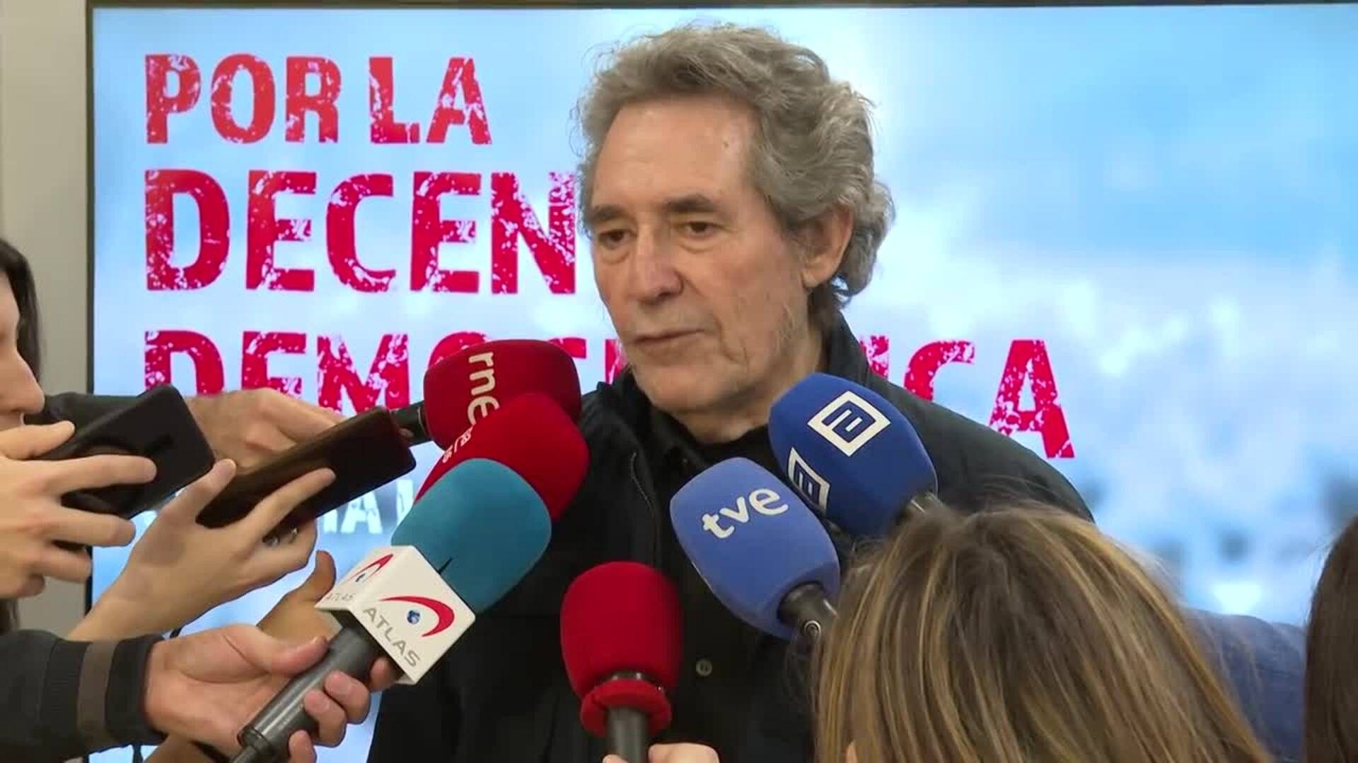 Miguel Ríos defiende a Pedro Sánchez: "Ha sido zarandeado desde el ...
