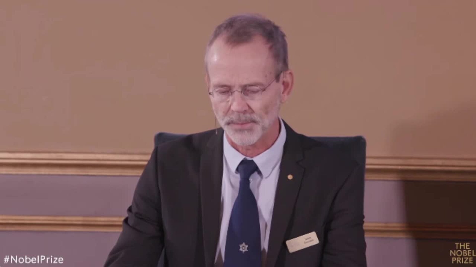 Daron Acemoglu, Simon Johnson y James A. Robinson, galardonados con el ...