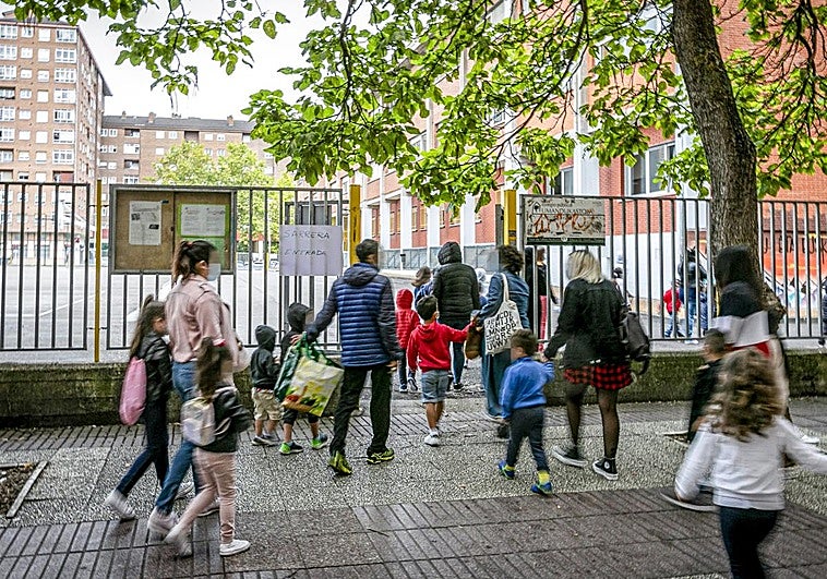 Una veintena de colegios alaveses pierde más de un 20% de su alumnado ...