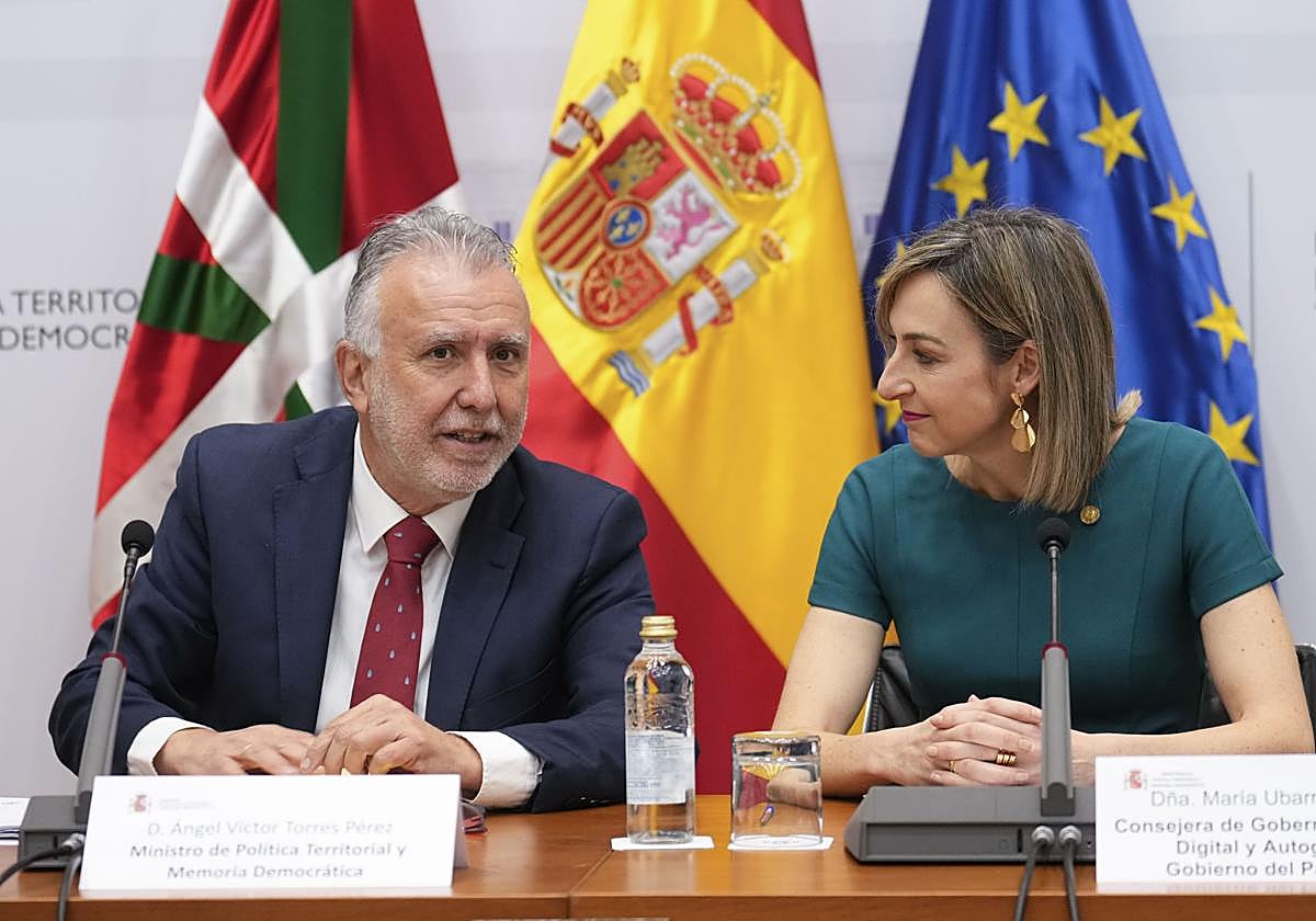 El ministro Torres celebra el «consenso» sobre transferencias tras ...