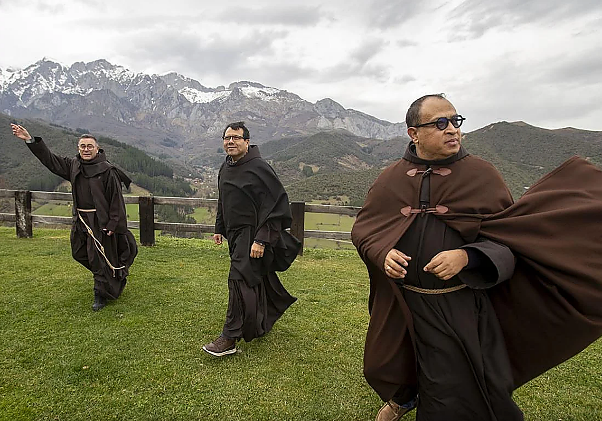Así viven los guardianes de los restos de la cruz de Jesucristo en ...
