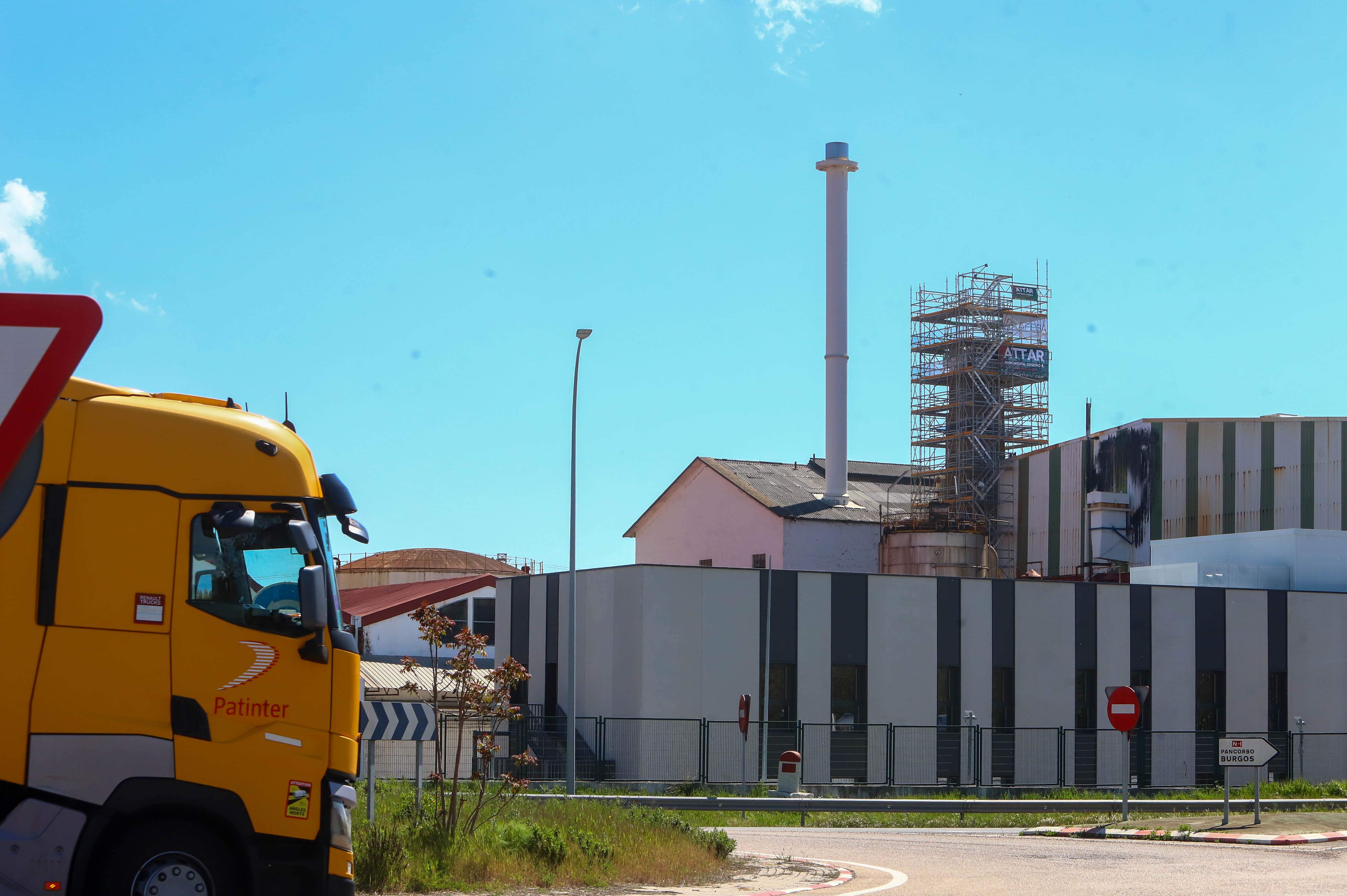 Azucarera iniciará la segunda campaña de refino sin la nueva chimenea ...