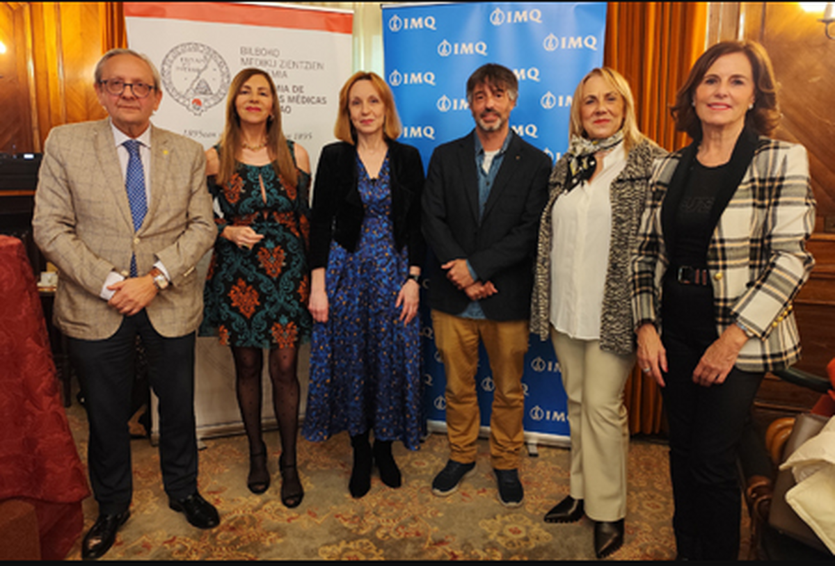 El periodista de EL CORREO Terry Basterra, nuevo académico de las ...