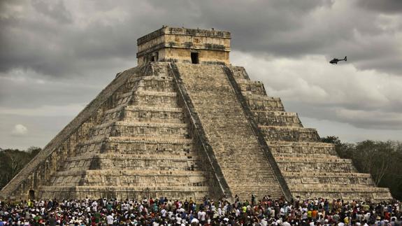 Descubren una estructura en el interior de la pirámide de Kukulkán, en ...