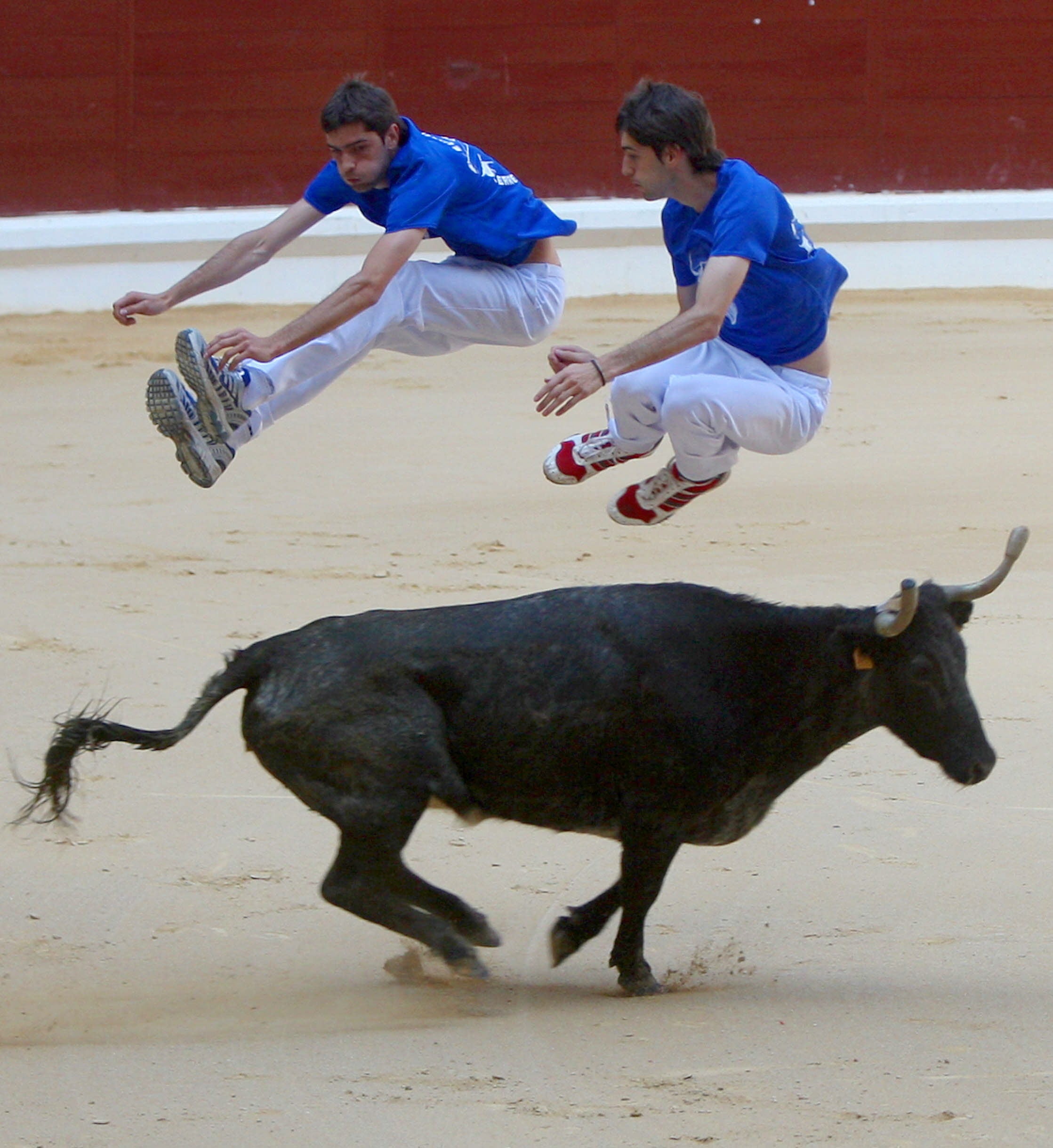 Día 9; concurso y exhibición de recortes | El Correo