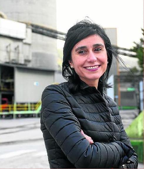 «Las jóvenes no han de tener miedo a trabajar en la industria» | El Correo