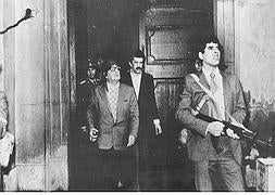 Salvador Allende, ¿asesinato o suicidio? | El Correo
