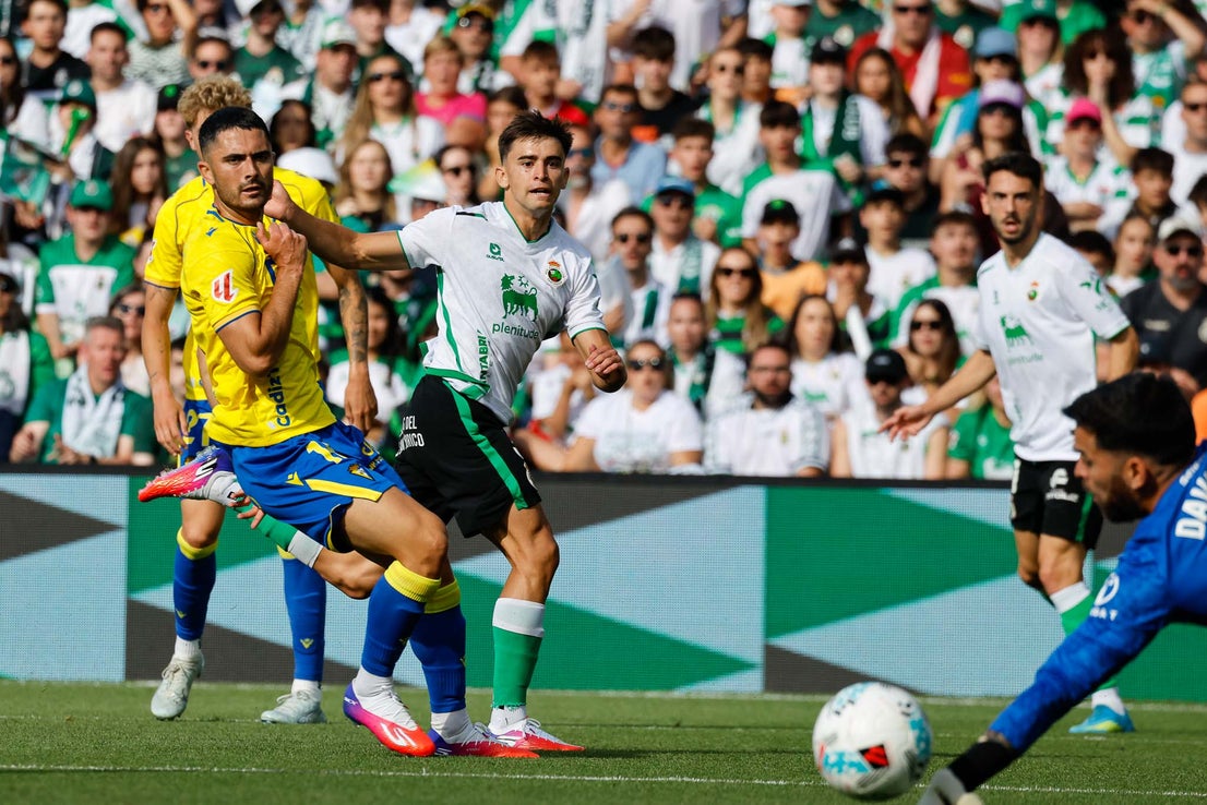 El Racing-Cádiz, en imágenes | El Diario Montañés