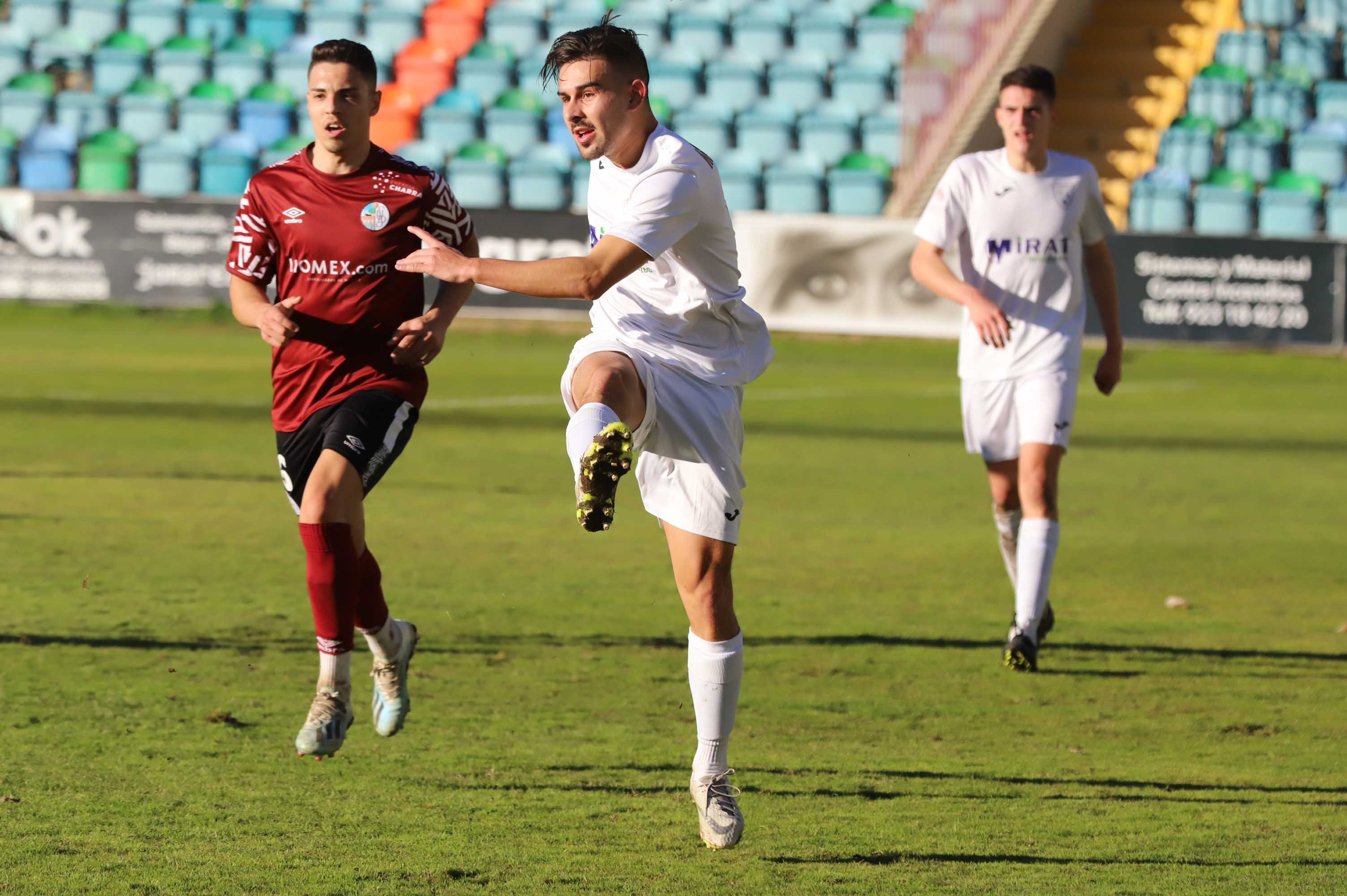 Fotos: Amistoso entre el Salamanca CF UDS y el CD Ribert en el estadio ...