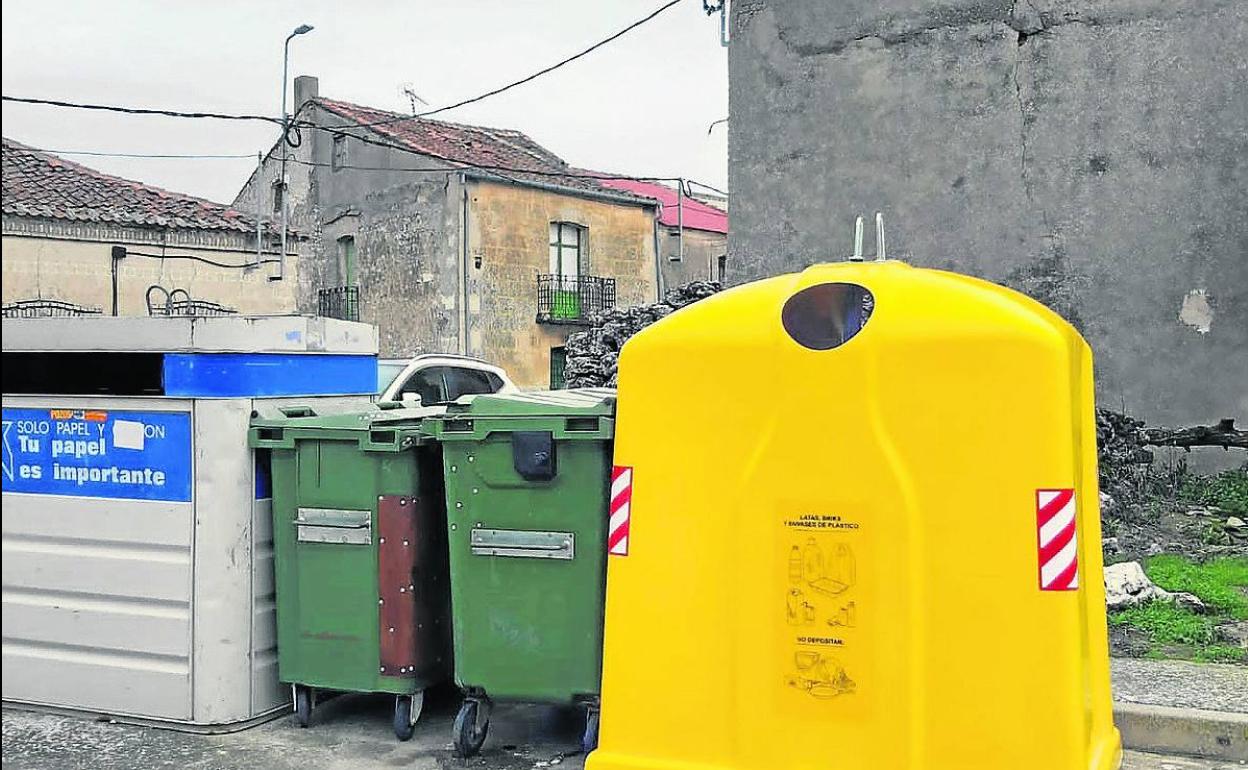 Los contenedores para envases llegan a las pedanías de Cuéllar | El ...