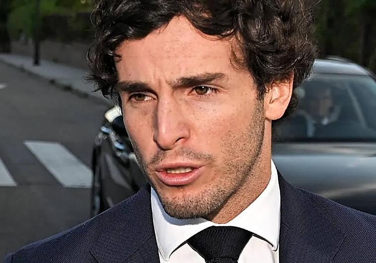 Íñigo Onieva presume del exclusivo reloj que le ha regalado Tamara ...