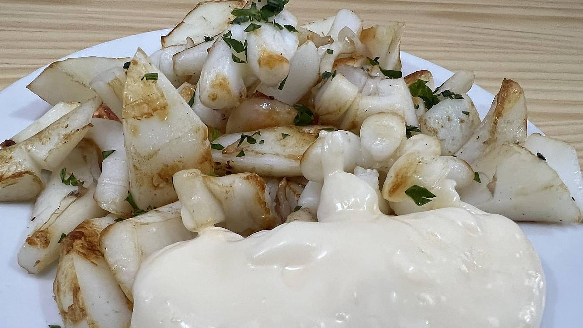 La sepia que triunfa en el barrio de Delicias desde los años 70 | El ...