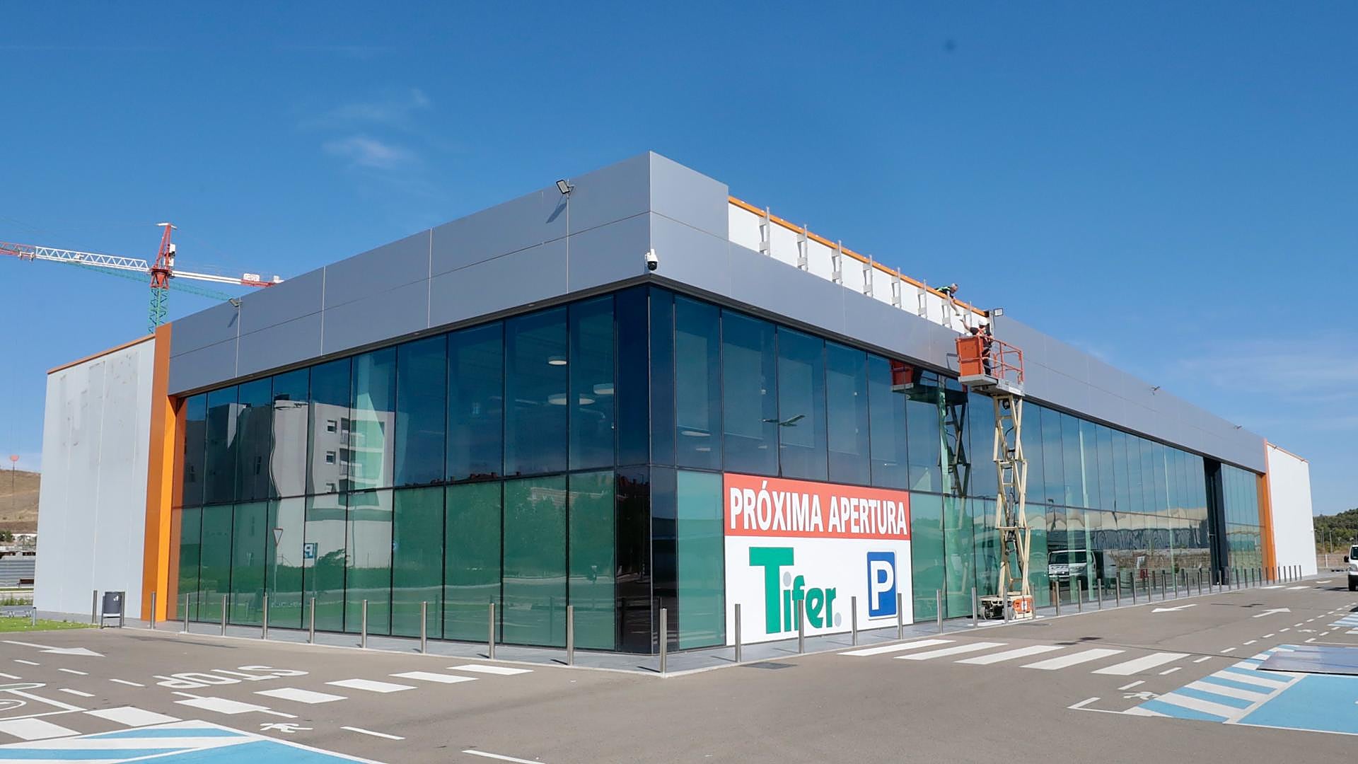 Valladolid: Cambio de supermercados en la avenida de Burgos: cierra ...