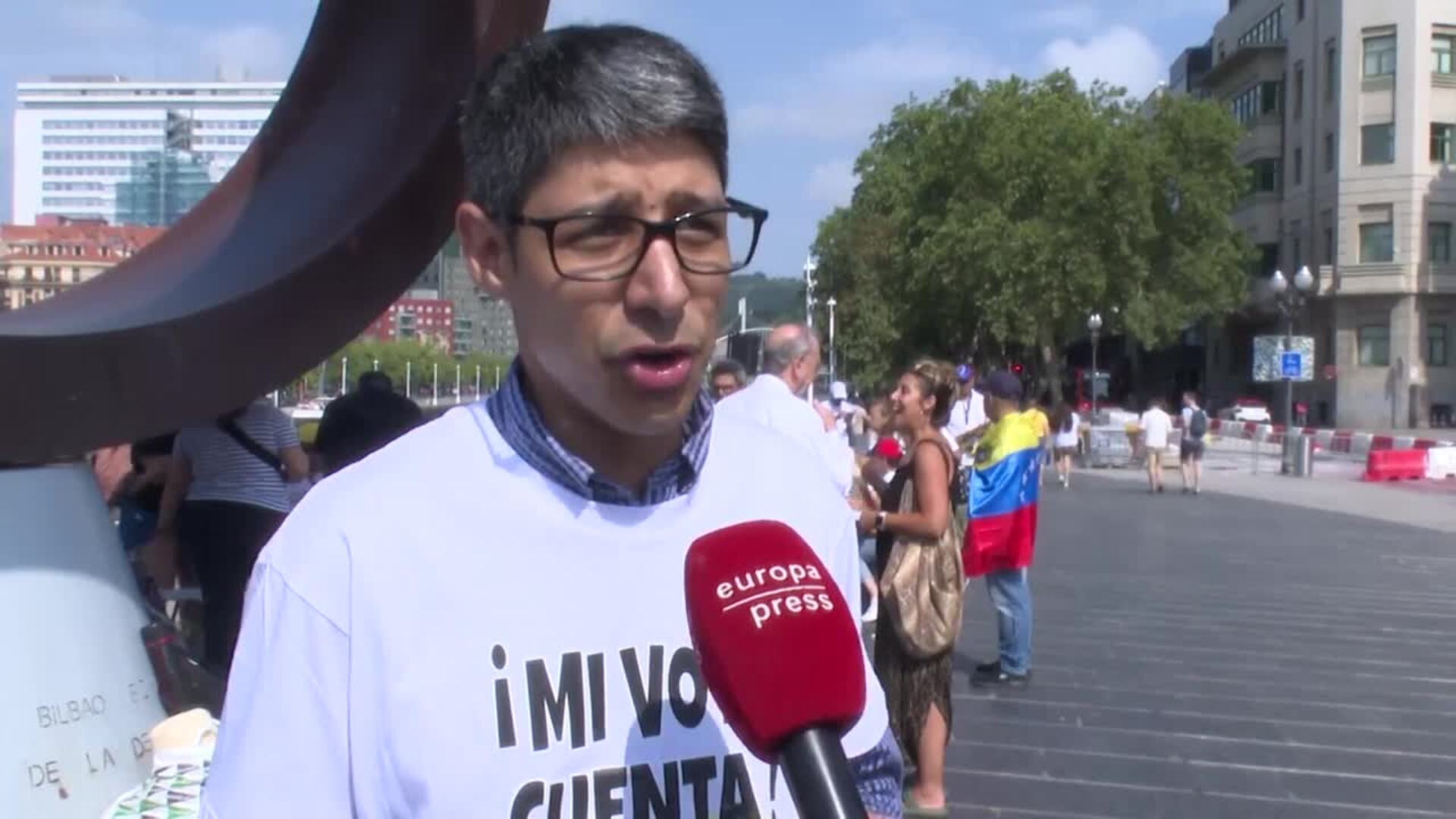 Venezolanos en Bilbao censuran "trabas burocráticas" del régimen de Maduro para impedir el voto ...