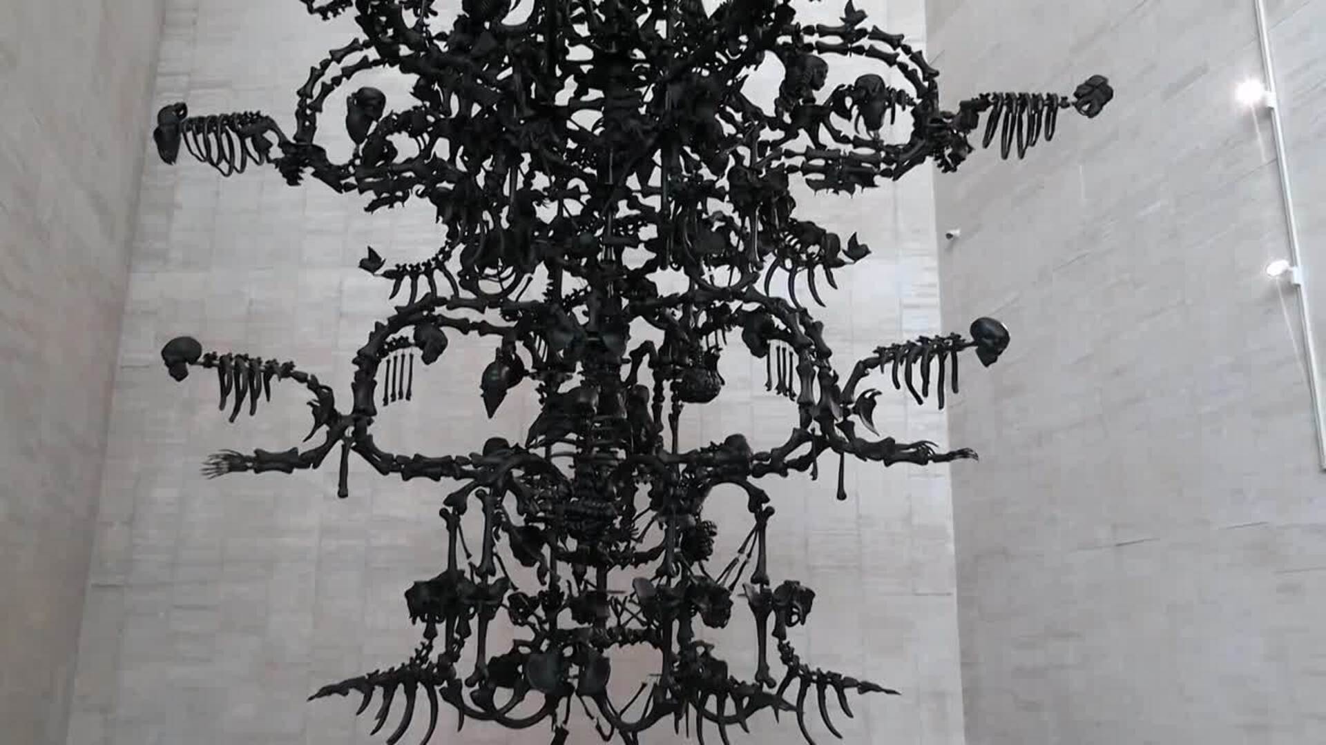 'Ai Weiwei. Don Quixote' expone en el MUSAC 42 obras del reconocido artista chino | El Norte de ...