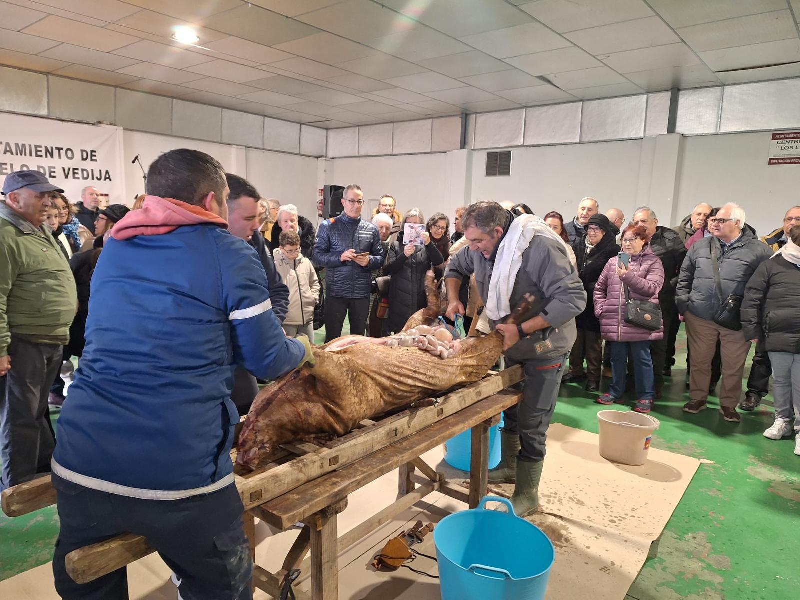 La fiesta de la matanza en Palazuelo de Vedija, en imágenes | El Norte ...