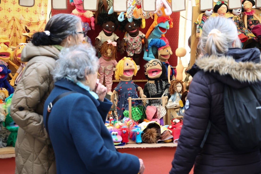 El mercado medieval y la feria del disco, en imágenes | El Norte de ...