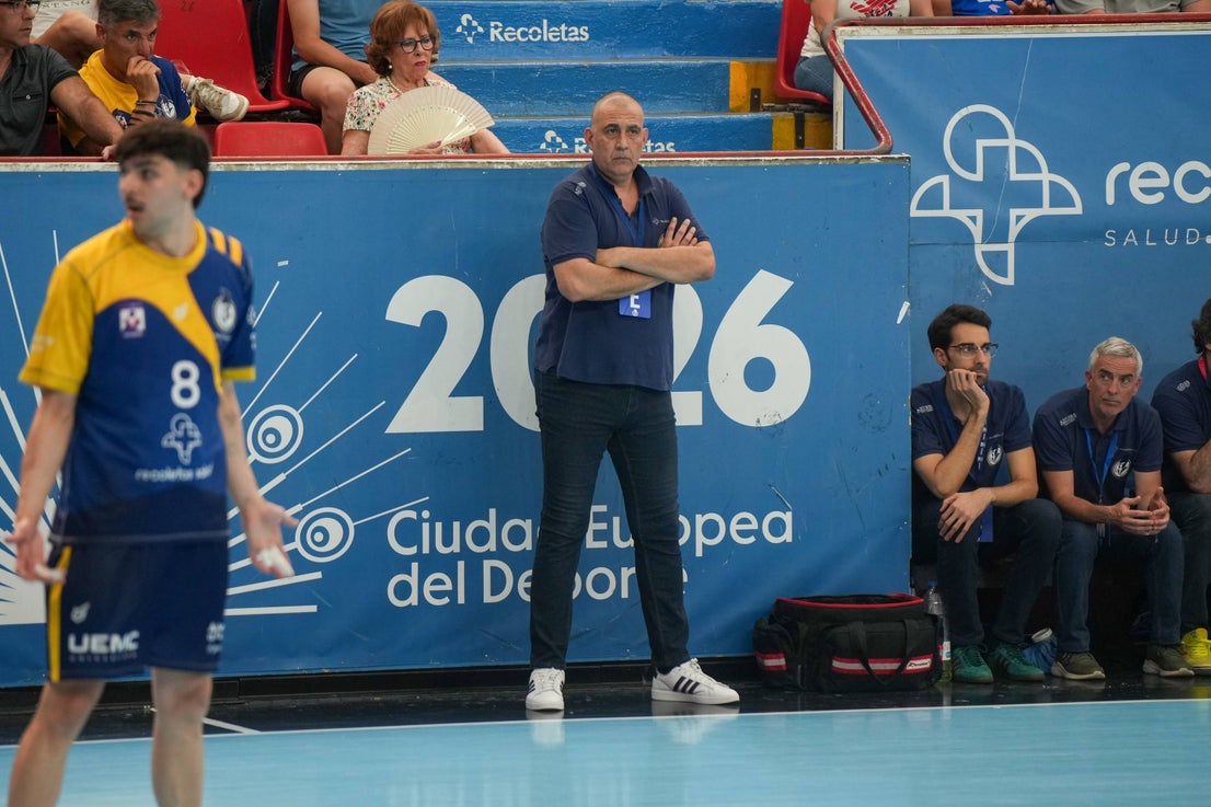 La victoria del Recoletas ante Nava y el adiós a Miguel Camino, en ...