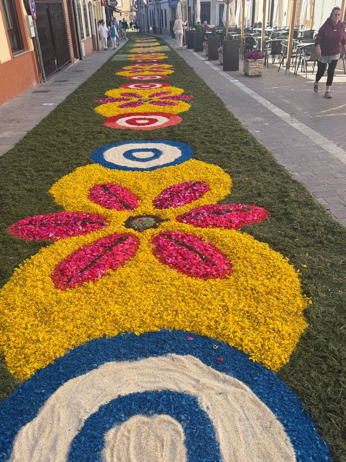 Las alfombras vuelven a protagonizar el Corpus Christi de Carrión | El ...