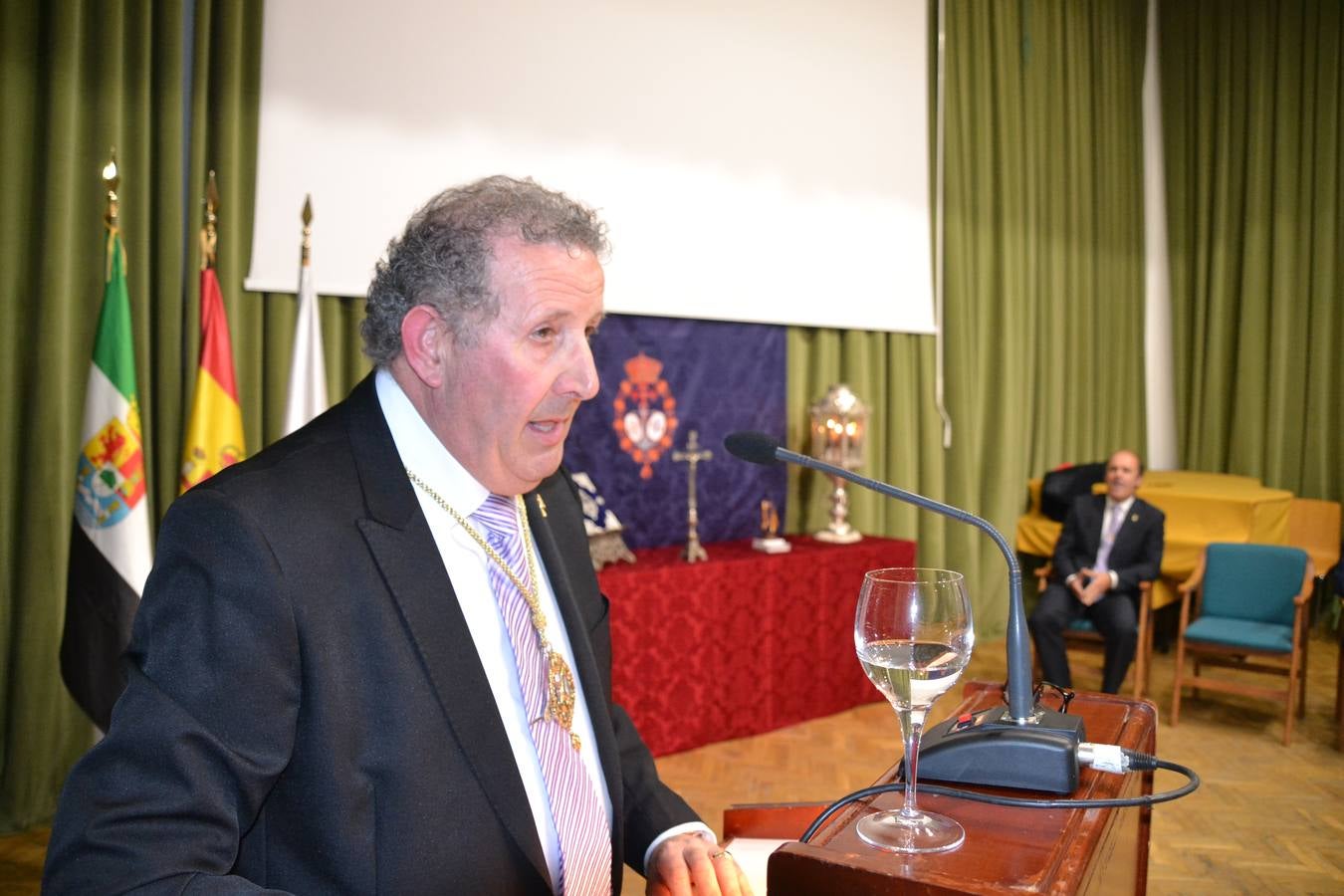 Ángel Montaño pronunció el pregón del Nazareno con gran sentimiento ...