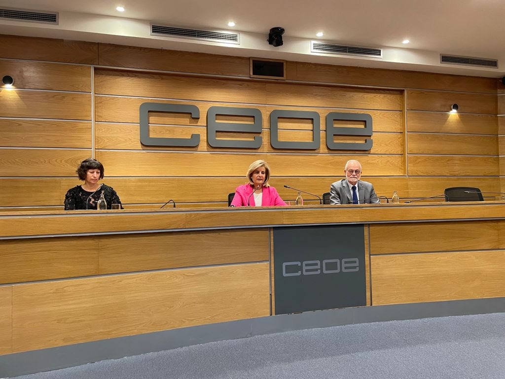 Javier Nadal y Fátima Báñez presentan el programa de fundaciones comunitarias en la Fundación ...