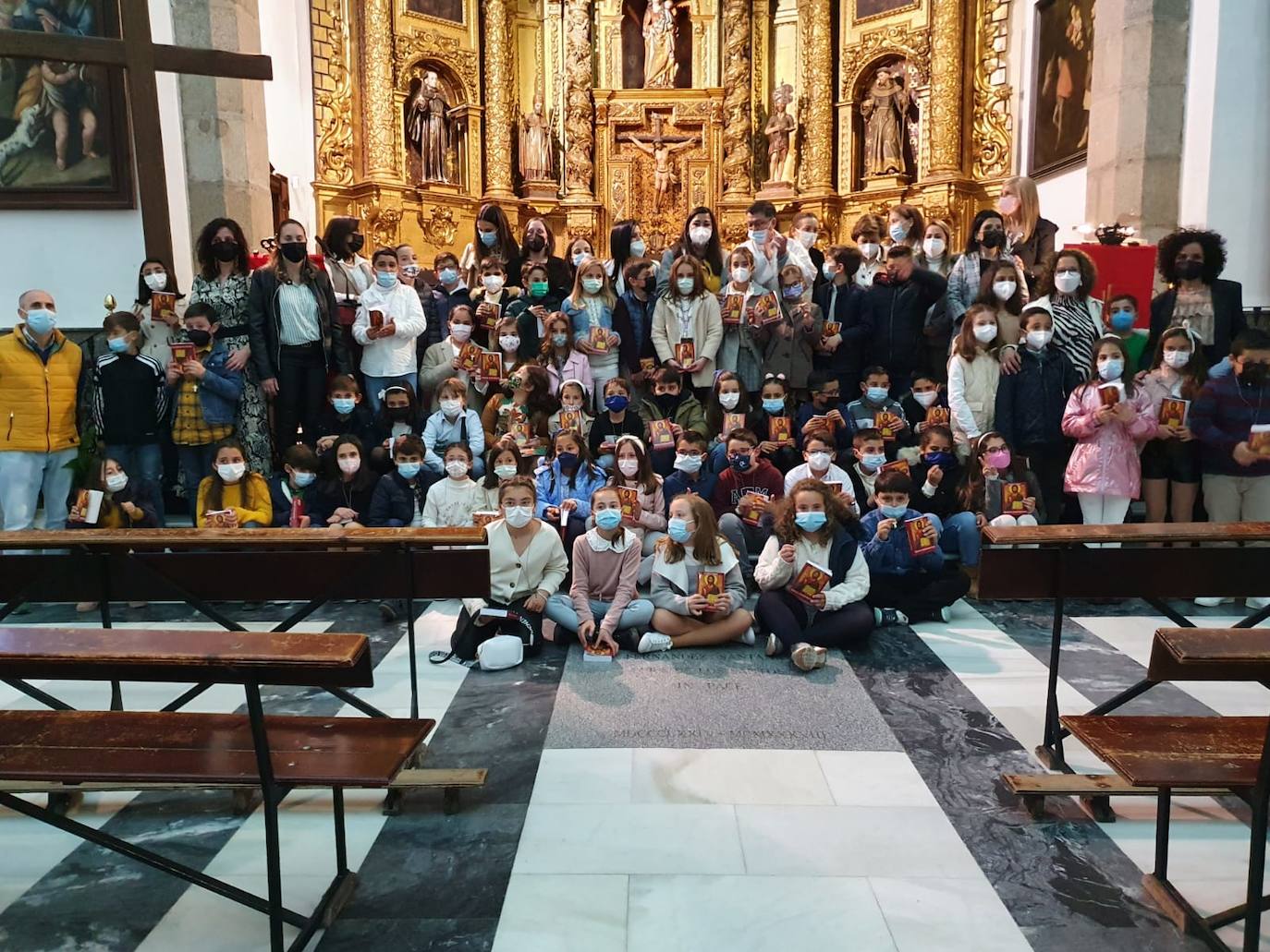 Los niños que este año harán la primera comunión, renovaron las ...
