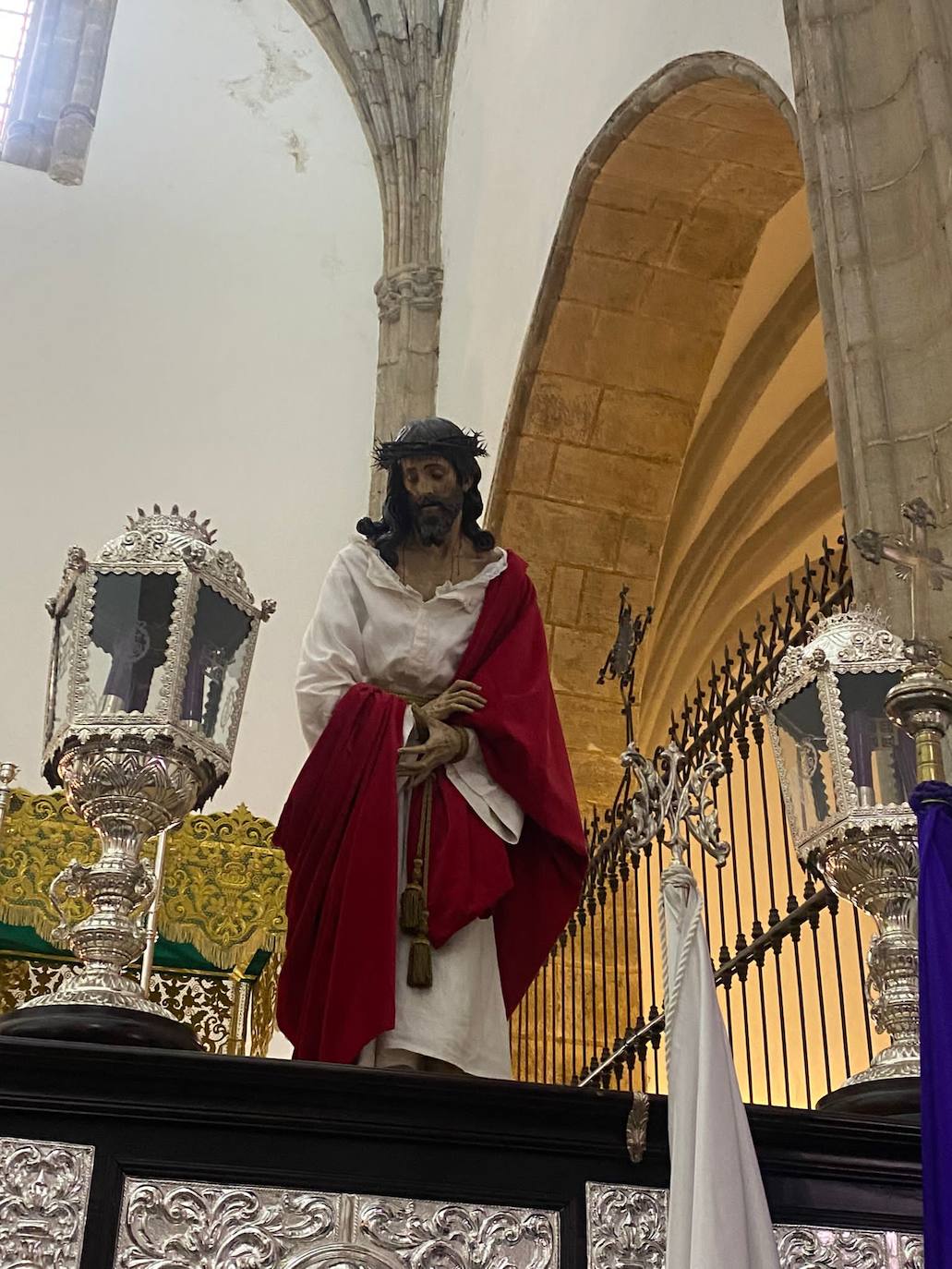 Los niños rezan el Vía Crucis del lunes y el Cautivo será protagonista ...